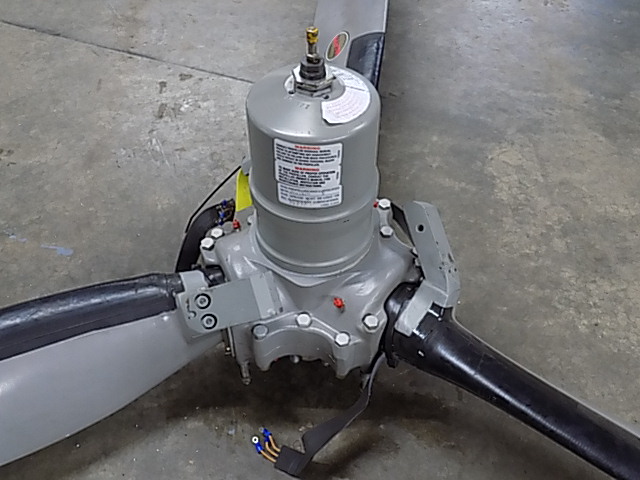 Hartzell HC-C3YN-2LUF PROPELLER ASSEMBLY - Hartzell SPOH 465.4 Since ...