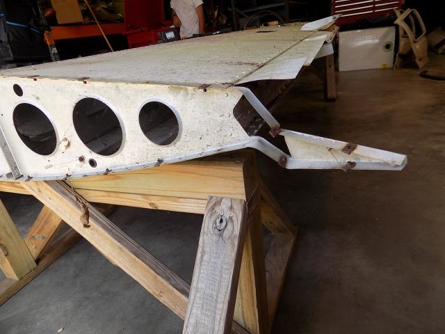 Piper 66601-05 WING - Right w/ Horton stol kit RIGHT HAND (See details)