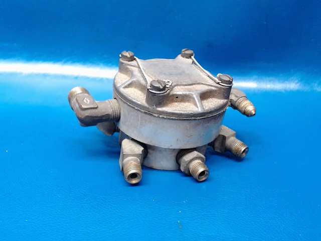 Continental IO-470V 631351-10A7 Fuel Flow Divider