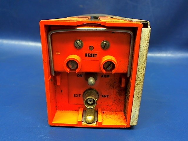 Narco ELT 10 ELT - Emergency Location Transmitter Mount & Antenna (INOP)