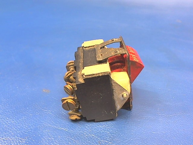 Piper 27274-00 Master Switch (587 866)