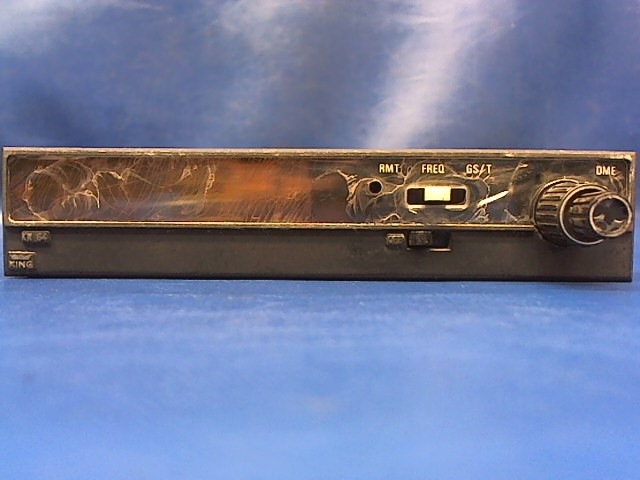 Bendix King 066-1088-00 KN-64 DME 14 to 28 volts (Face needs replacing ...
