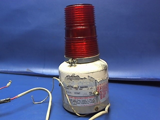 Whelen HR DF-14 Strobe Light Beacon 14 volt (See Details)