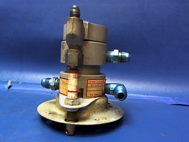 Mooney HE-771 Fuel Selector Valve and Drain Assy