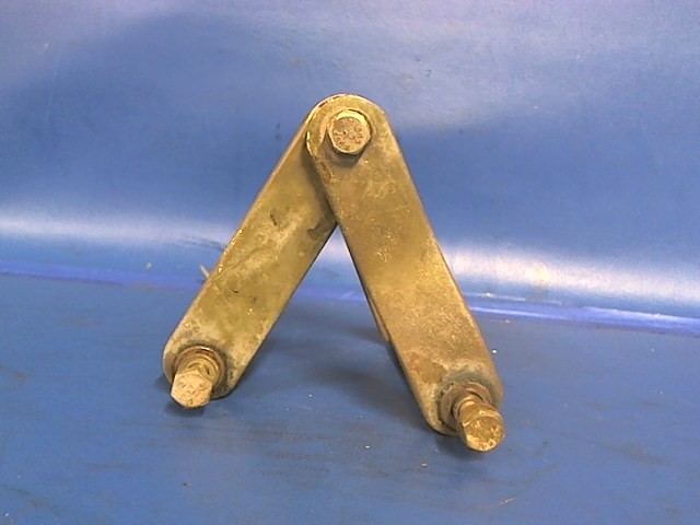 Cessna NPN LINK ASSEMBLY- LEFT INBOARD FLAP INBOARD LINKS