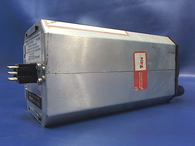 King 066-3056-01 KI 209 VOR/LOC CONVERTER & GLIDE SLOPE INDICATOR 11 to ...