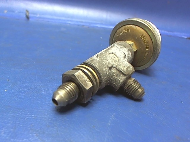 Piper 587 956 Switch - Oil Pressure (M4009-15)