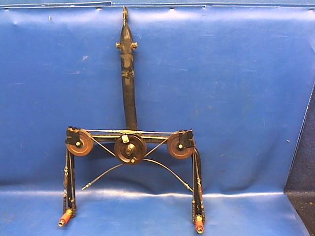 Cessna 0560006-1 Yoke Assembly - Control Wheel