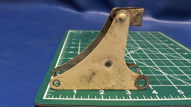 Cessna 0842000-74 BRACKET ASSY-MICRO SWITCH MOUNTING