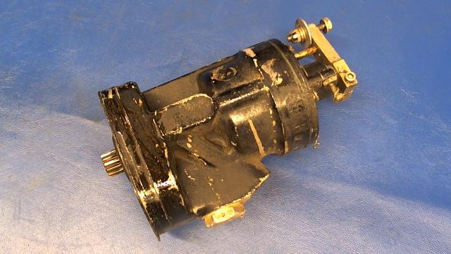 McCauley C290-D2 GOVERNOR. - PROPELLER