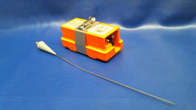 ARTEX 453-0190 ELT 200 - Emergency Locator Transmitter w/ Tray and ...