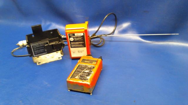 . 79007 ELT - Electronic Location Transmitter Model LELT-1005-AF w ...