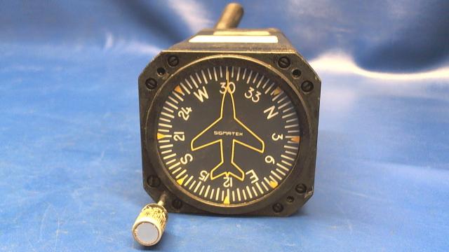 Sigma-Tek IU262-001-39 DIRECTIONAL GYRO 4000-B30 GYROSCOPE