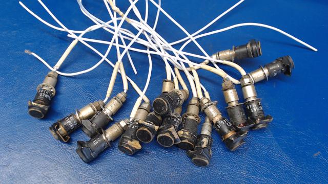 Grimes 20-0146-IR-Y-24 Instrument Panel Post Light (QTY 15)