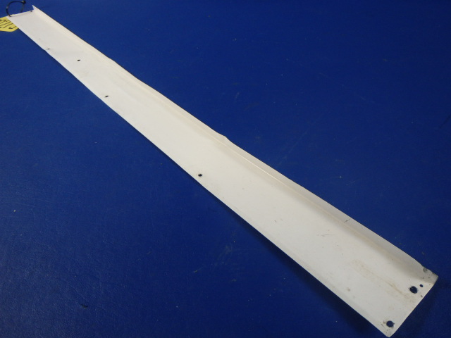 Champion 7ECA Citabria 3-455 LH COVER GAP - LOWER CENTER