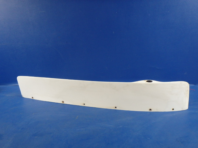 Cessna 0523565-201 TIP ASSY WING LH CONICAL CAMBER FIBERGLASS