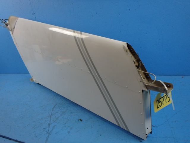 Cessna 0431004-2 VERTICAL FIN ASSEMBLY