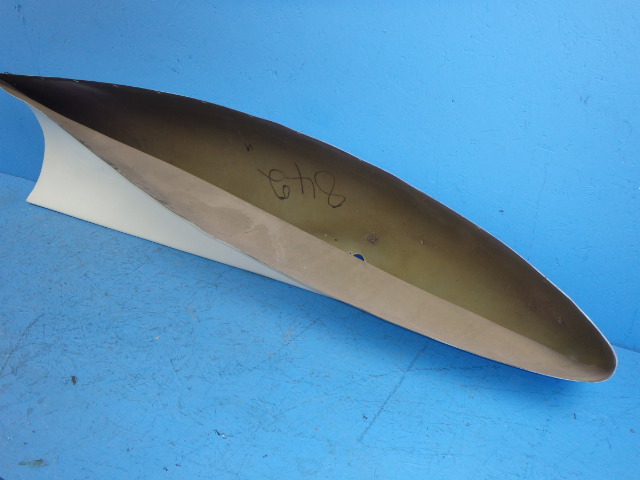 Piper NPN DROOP STYLE WING TIP LEFT FIBERGLASS