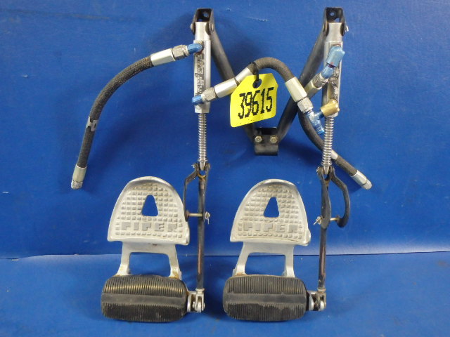 Piper LSTB TOE BRAKE AND RUDDER PEDALS