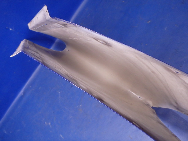 Beechcraft 96-440015-39 Saddle Dorsal Fin ( Fiberglass )