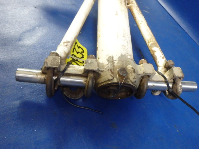 Cessna NPN MAIN LANDING GEAR STRUT ASSEMBLY - LH