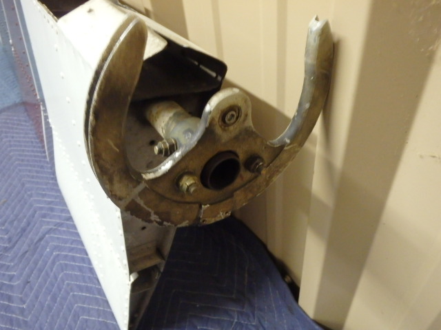 Piper 95520-04 RUDDER w/TRIM TAB