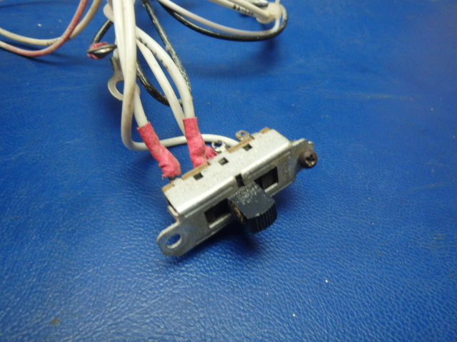 Cessna 1470089-14 Map Light-Front Door Post(Needs Lens)