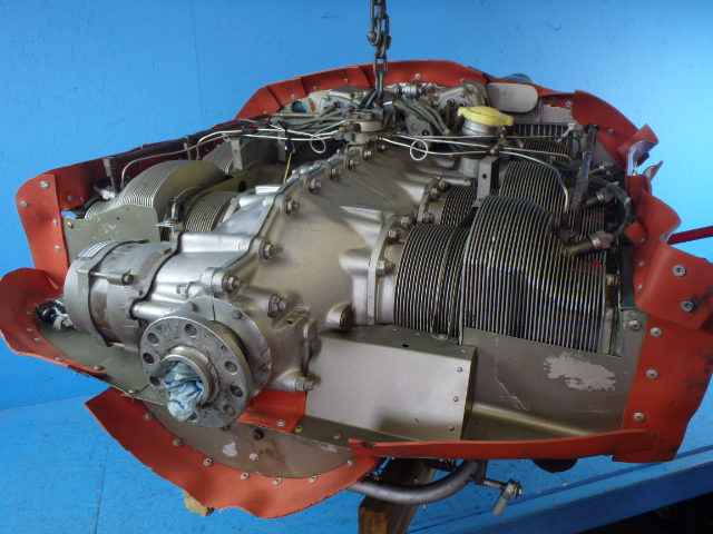 Continental-TSIO-520-B . RH Engine w/Accessories VAR Crankshaft TSMO=420.9