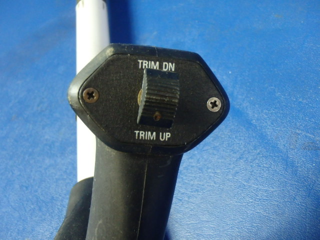 Cessna . CONTROL STICK (YOKE) CO-PILOT ASSEMBLY