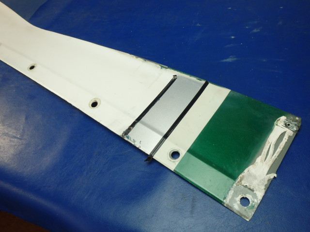 Cessna 1710003-4 FAIRING WING FUSELAGE ATTACHMENT BOTTOM LH (SEE DETAILS)