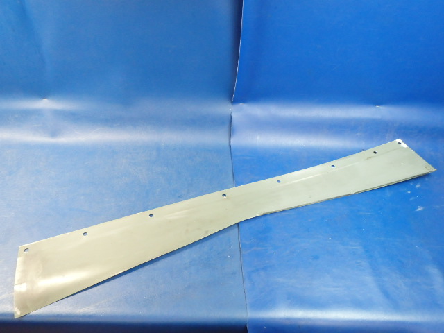 Cessna 1710003-4 FAIRING WING FUSELAGE ATTACHMENT BOTTOM LH (SEE DETAILS)