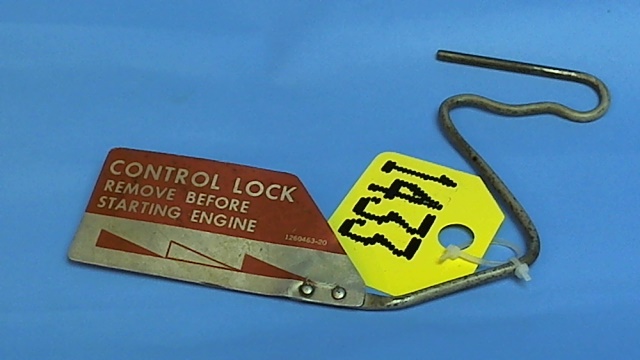 Cessna 1260463-20 GUARD - Guss Control Lock