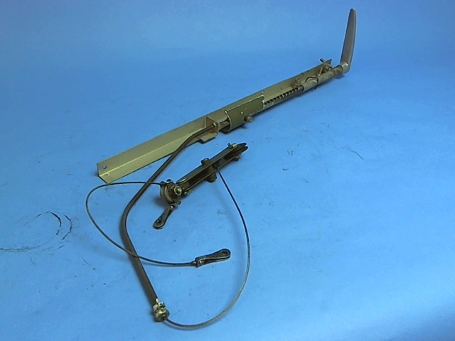 Cessna 2413052-1 PARKING BRAKE INSTALLATION (Angle bracket cracked see ...