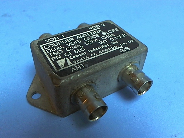 Comant CI-505 CI-505 Dual VOR/Glide Slope Antenna Coupler