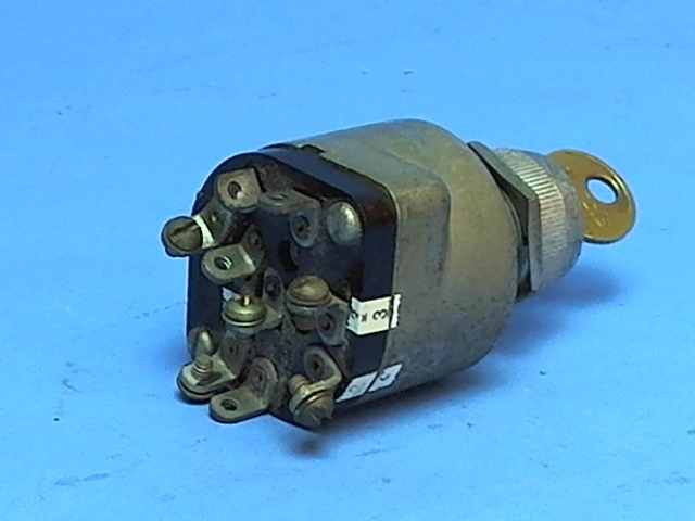 Bendix 10-126690-1A SWITCH-IGNITION-MAGNETO L/R/BOTH/START w/KEY