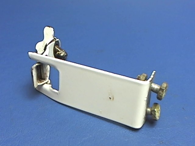 Piper 12723-00 FASTENER ASSEMBLY - Cowl