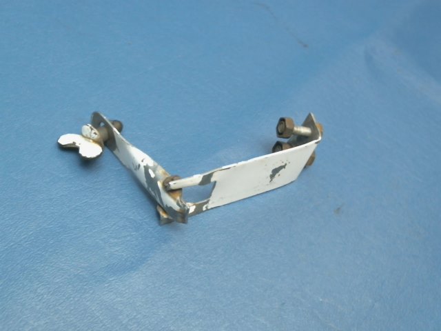 Piper 12723-00 FASTENER ASSEMBLY - Cowl
