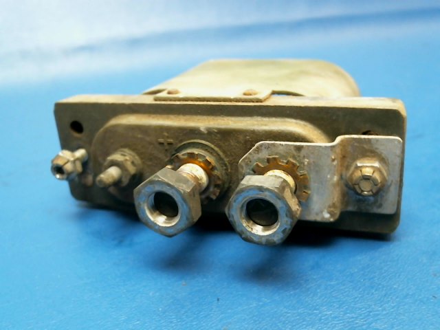 ANDERSON POWER PRODUCTS MS3506-1 RECEPACLE-GROUND SERVICE PLUG 28V