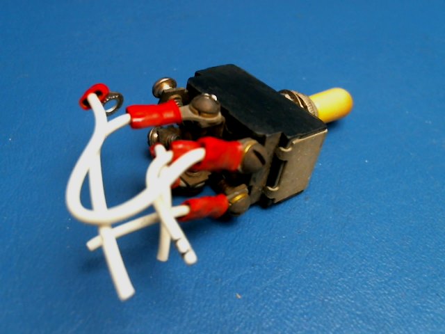 Piper 487 770 SWITCH - Navigation light (AN3027-1)