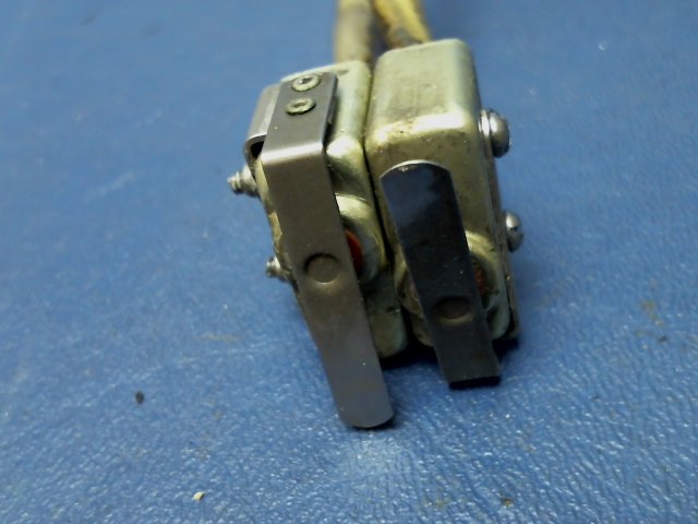 Piper 67411-08 SWITCH - Squat & stall warning prevention QTY (2)