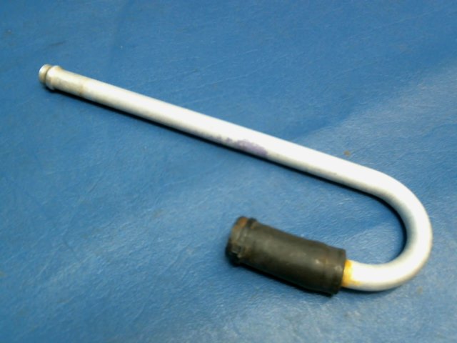 Cessna 0713533-1 TUBE - VACUUM FILTER