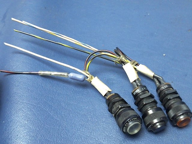 DIALCO NPN DIALCO LIGHT INDICATOR SET OF THREE