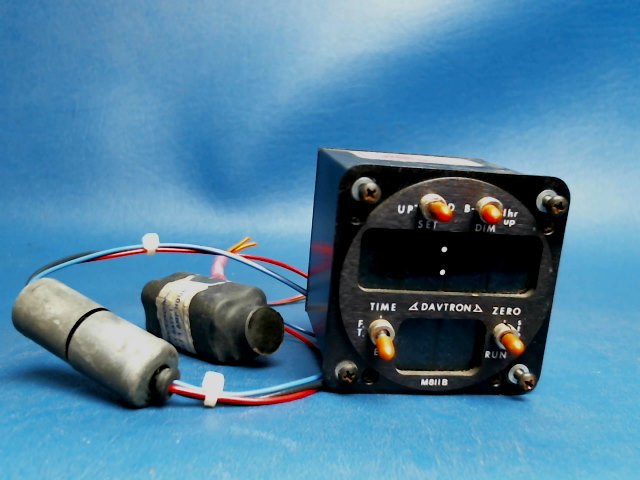 Davtron 811B-1 DAVTRON DIGITAL CLOCK