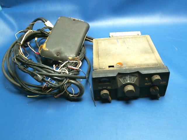 Bendix AS IS ADF RECEIVER MODEL 201C Unknown Condition w/Antenna