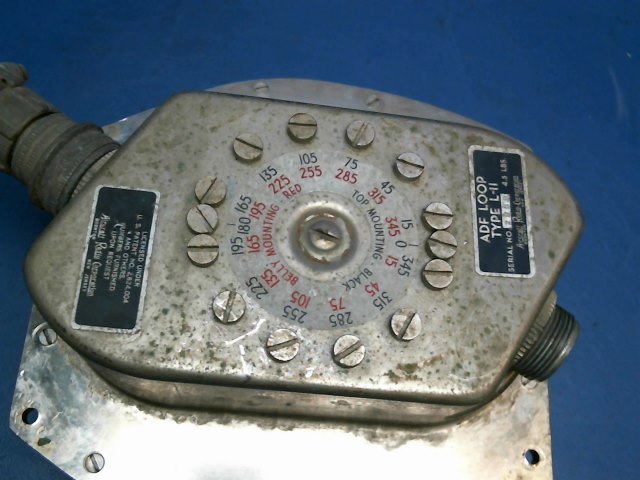Aircraft Radio Corporation SET ADF LOOP TYPE L-11 ANTENNA W/ COVER AND ...