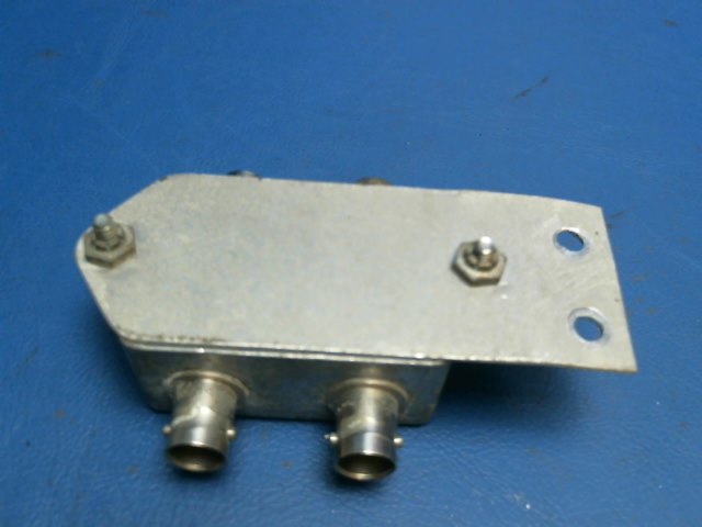 Comant CI-505 CI-505 Dual VOR/Glide Slope Antenna Coupler