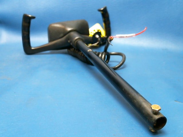 Cessna 0513260-4 YOKE-WHEEL CONTROL w/MIC SWITCH