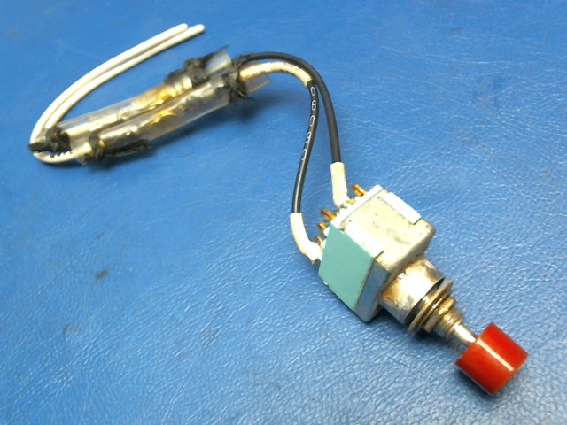 Piper 37756-00 SWITCH - Auxiliary fuel primer