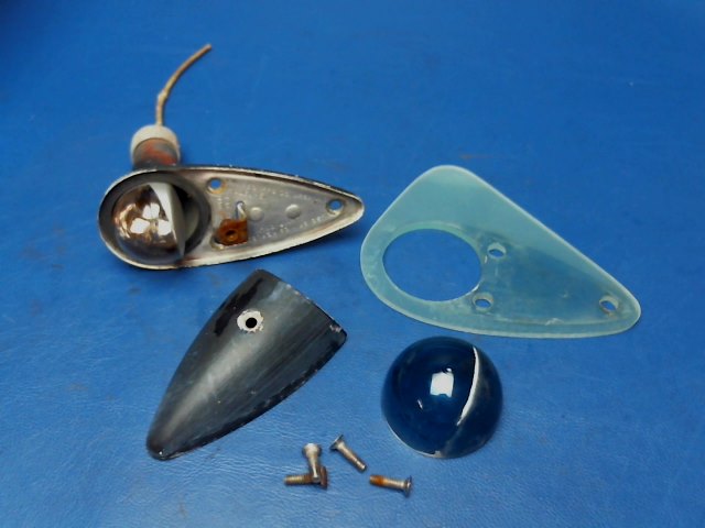 Mooney A1285-G-12 LIGHT-Wing Tip Green