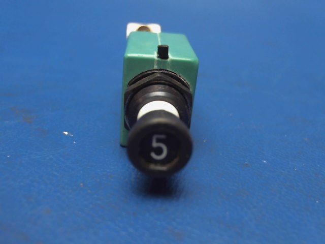 Mooney MS3320-5 CIRCUIT BREAKER-5 AMP